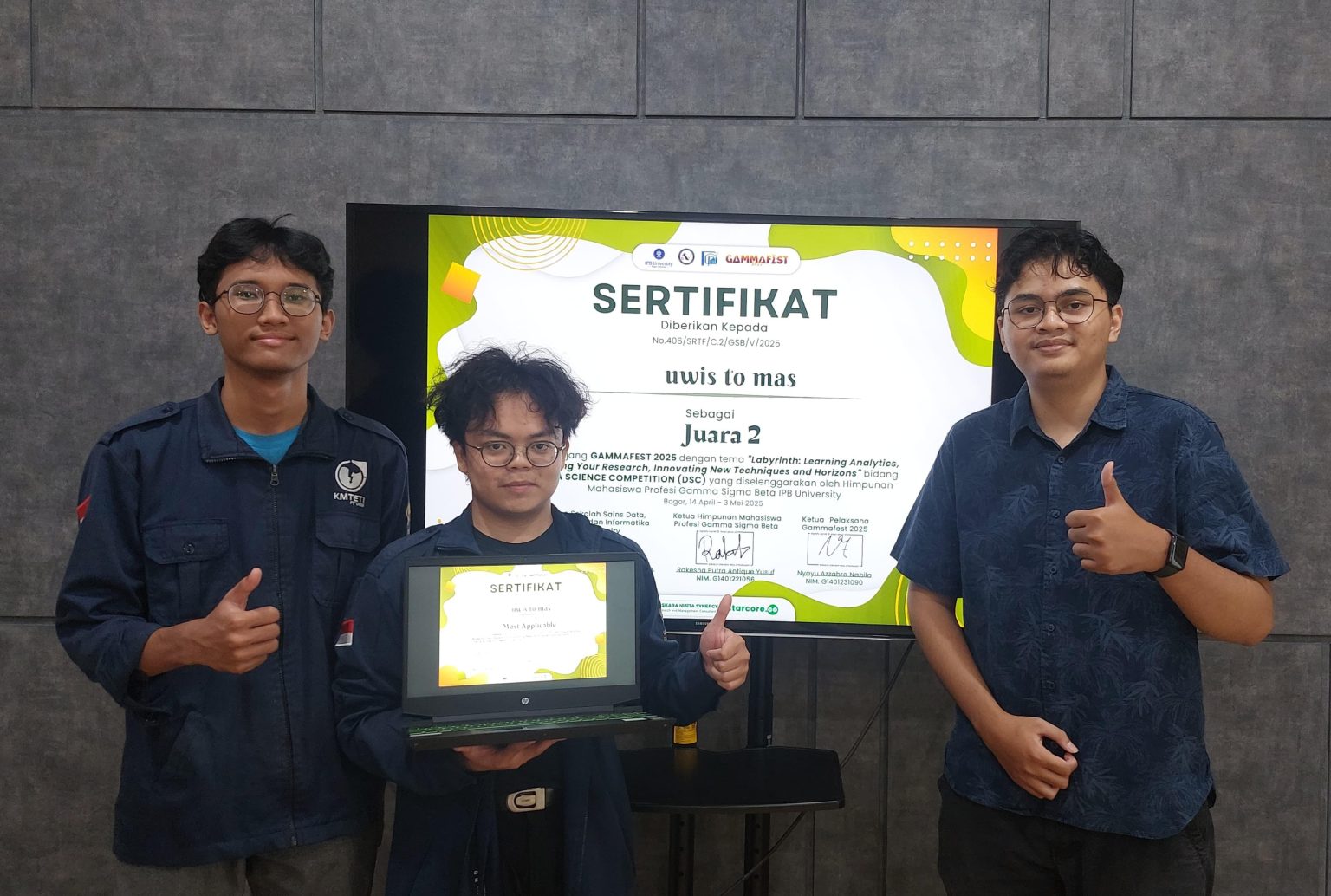 Tim “uwis to mas” Raih Dua Penghargaan di Kompetisi Data Science Gammafest 2025 – jteti ft ugm